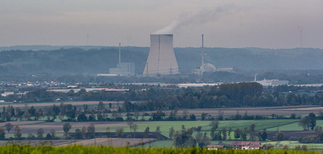 AKW Isar 2 ab Sonnabend am Netz, Tageszeitung junge Welt, 29.10.2022